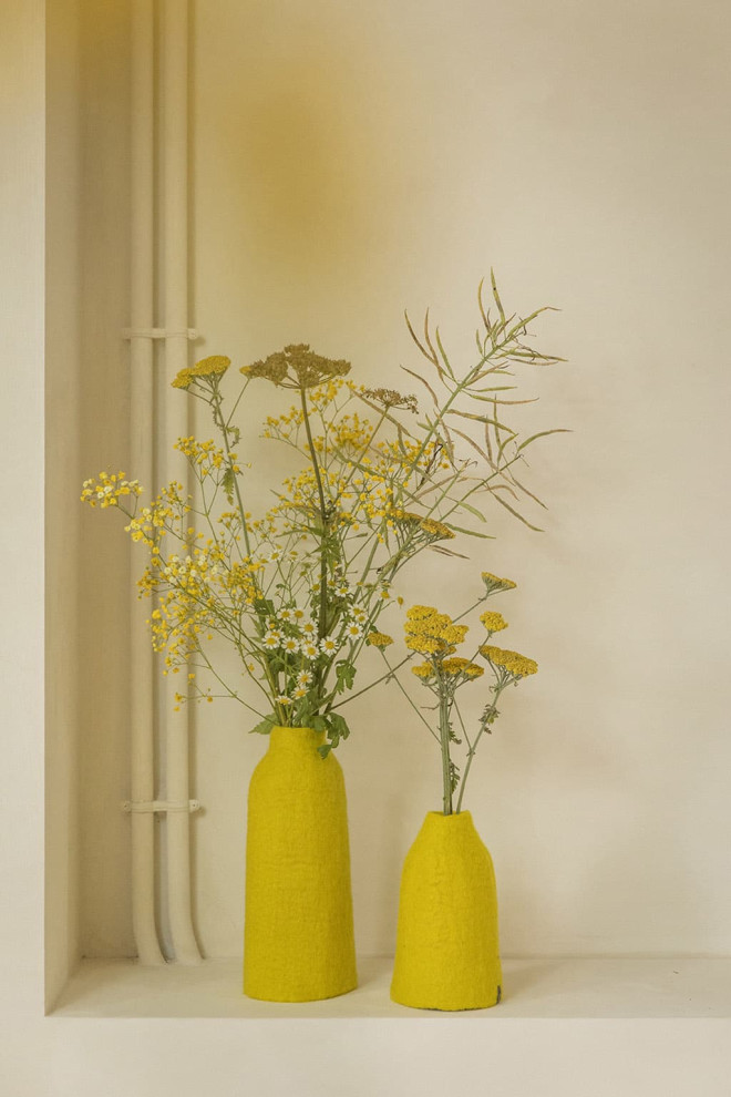 Felt vase covers