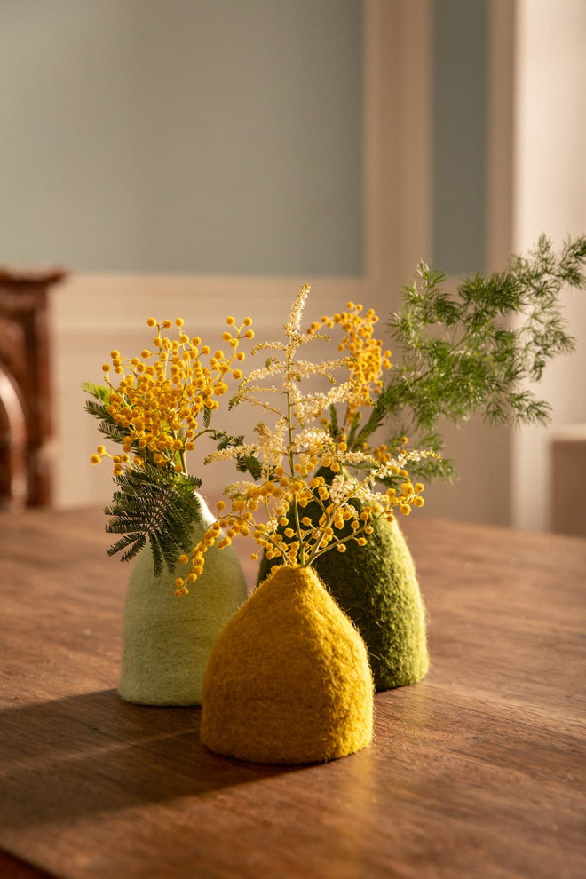Felt vase covers